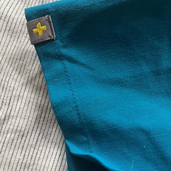 Figs | Other | Original Figs Style 2pocket Top | Poshmark